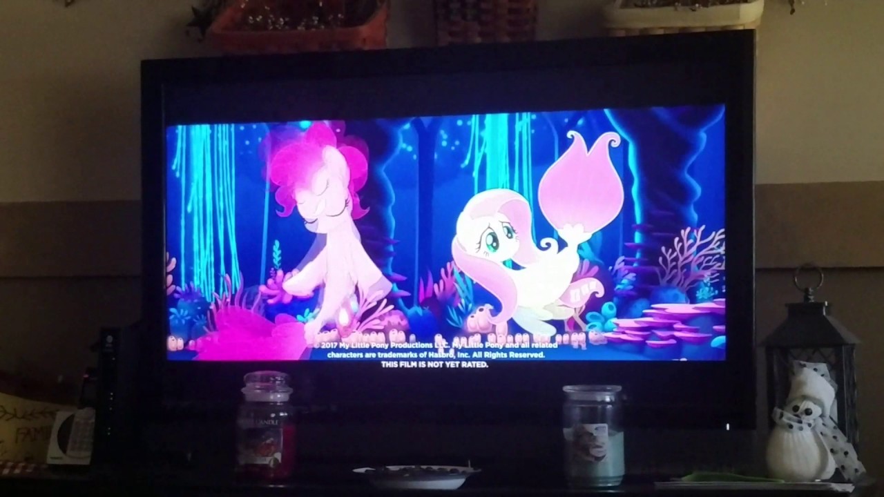 MLP Swimming SeaPony Pinkie Pie Commercial - YouTube