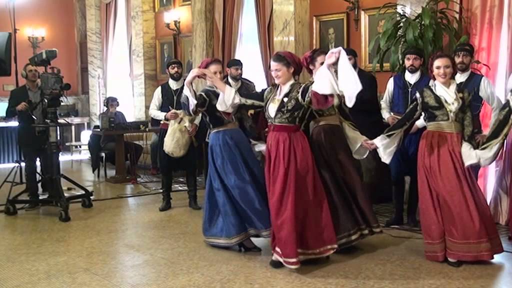 ΟΜΙΛΟΣ ΒΡΑΚΟΦΟΡΩΝ ΚΡΗΤΗΣ ΧΟΡΟΣ ΔΕΚΕΜΒΡΙΟΣ 2014 ΒΟΥΛΗ - YouTube