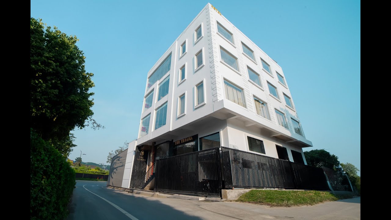 The Triana Hotel, Varanasi - YouTube