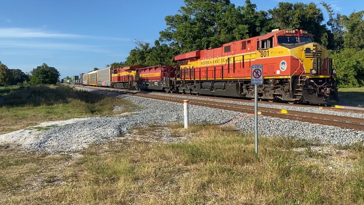 FEC TRAIN 105 @ 4:41pm 10-30-23 - YouTube