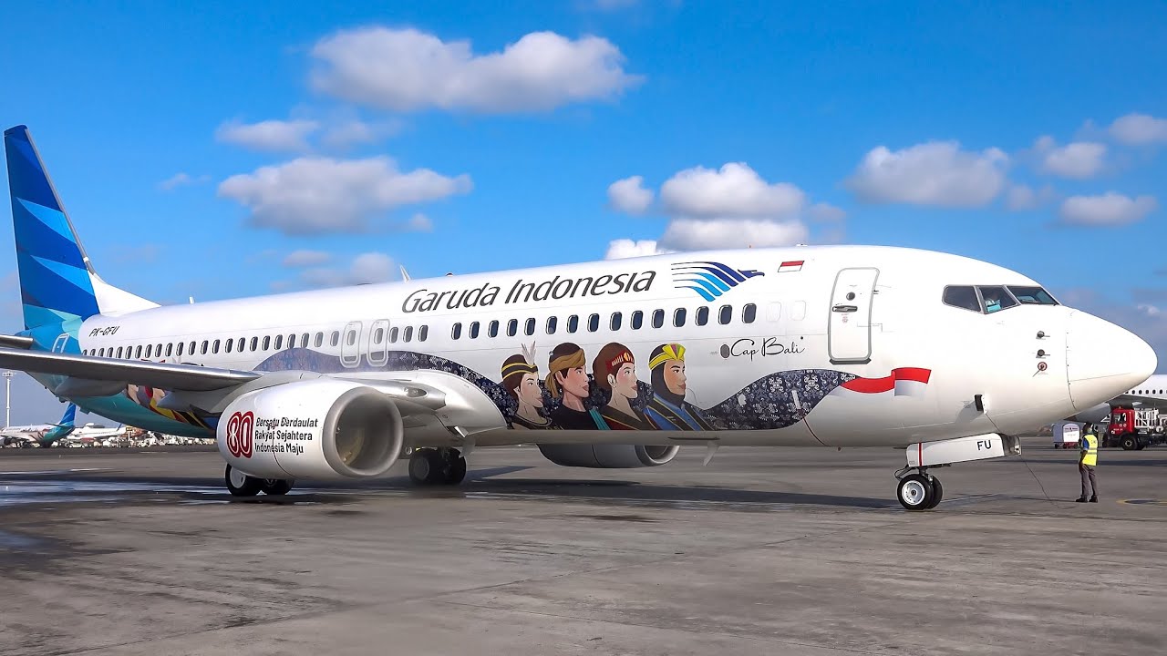 Garuda Indonesia X Cap Bali.Meluncurkan livery(The Flying Heritage of ...