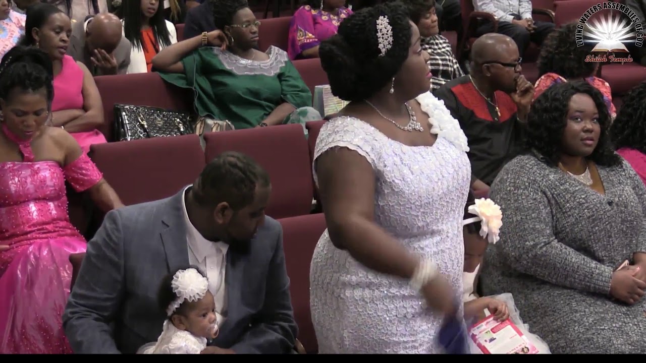 'Ohene (King) ye hyira wo' Ministration - YouTube