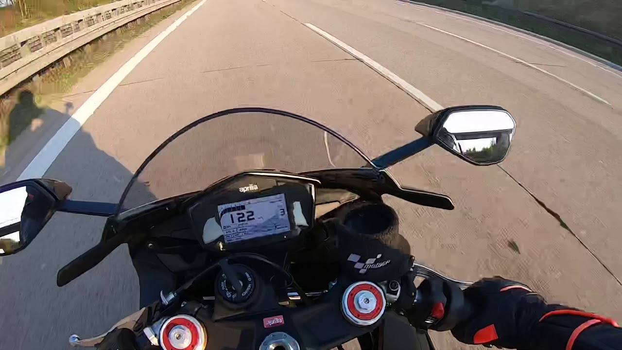 Aprilia RSV4 RR Top Speed 320 km/h - YouTube