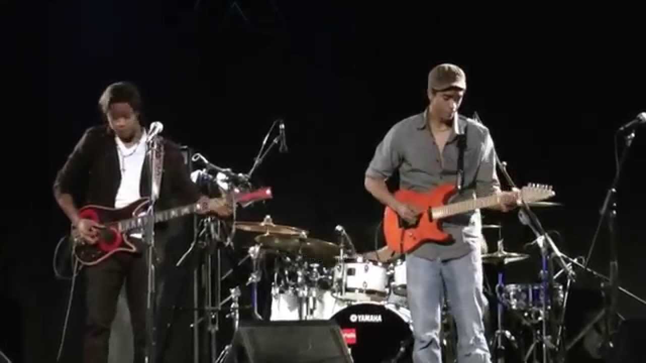 Greg Howe live in Italy @ Eddie Lang Jazz Festival - "Side Note" - YouTube