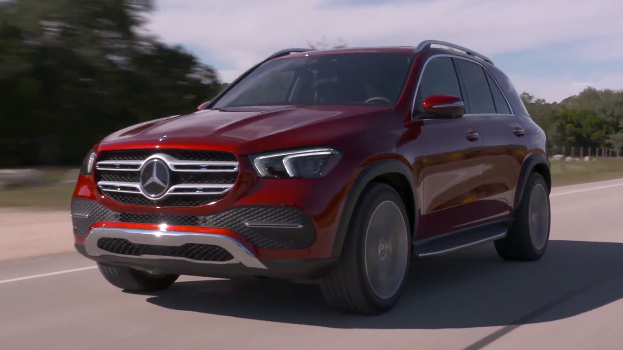 Mercedes-Benz GLE 450 4MATIC in Hyacinth Red Driving Video - YouTube