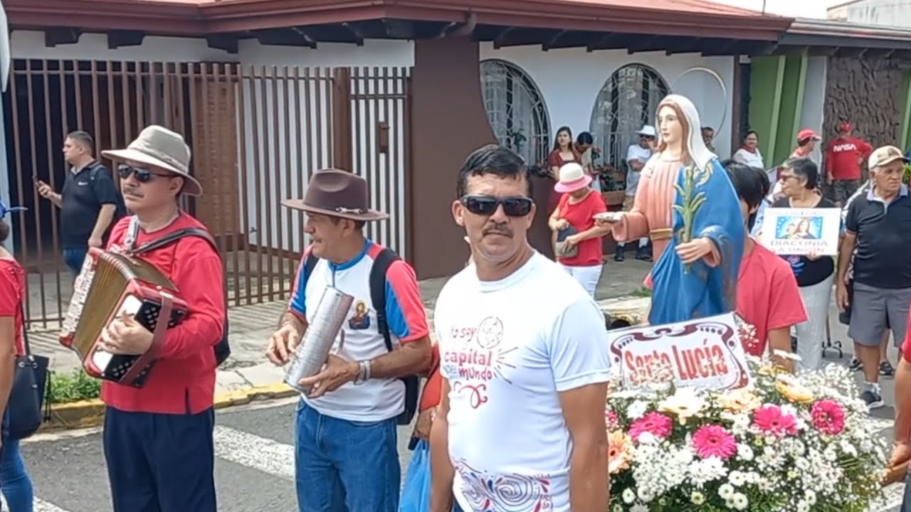 Entrada de los santos. Fiesta patronal San Ramón . Se unen más ...
