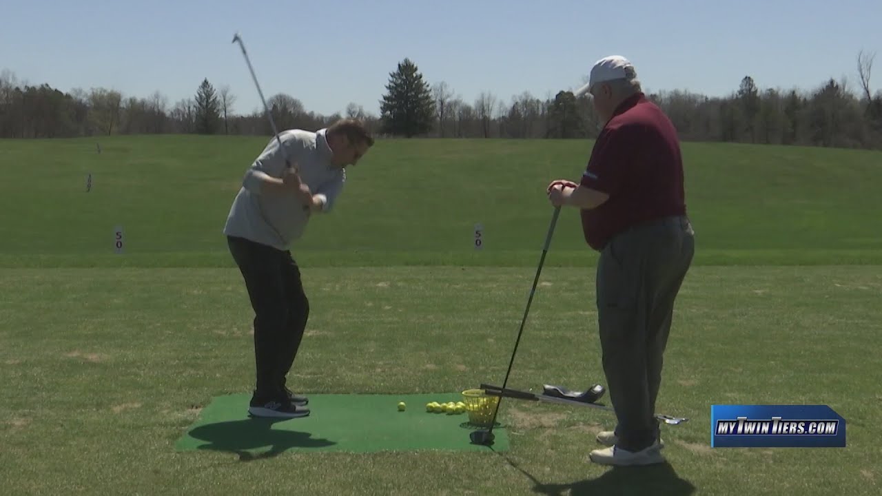 Golf Tips: Warming up before your tee time - YouTube