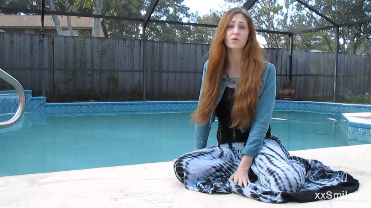 xxSmiley's New Channel - YouTube