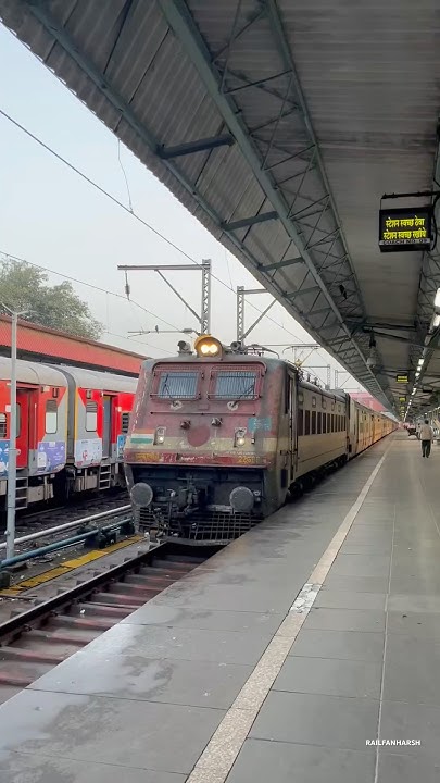 #shorts 22158 Chennai Egmore Mumbai CSMT Legendary Madras Mail arriving CSMT | CENTRAL RAILWAYS ...