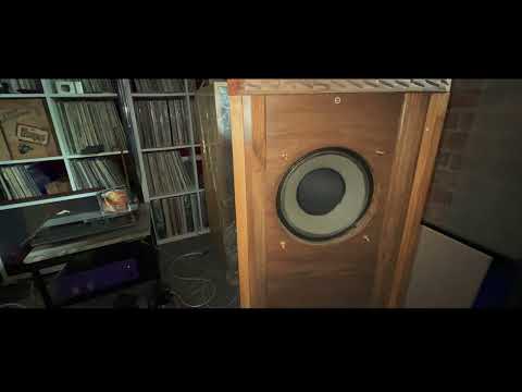 David Wright VRR Ikon Integrated valve amplifier + Diana Krall  No. 2
