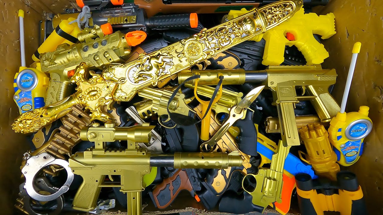Golden Yellow Toy Guns, Special Knives And Swords, Revolver Guns Toy ...