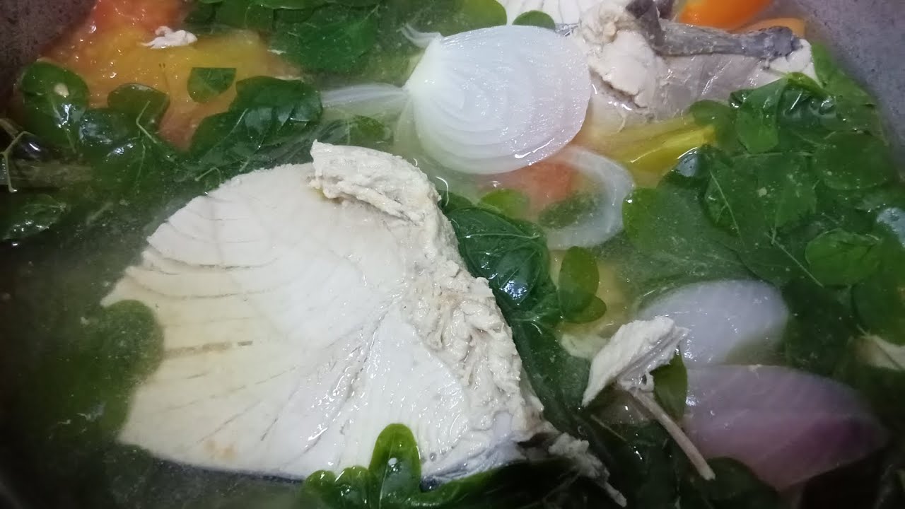Tinolang Isdang Tuna - YouTube