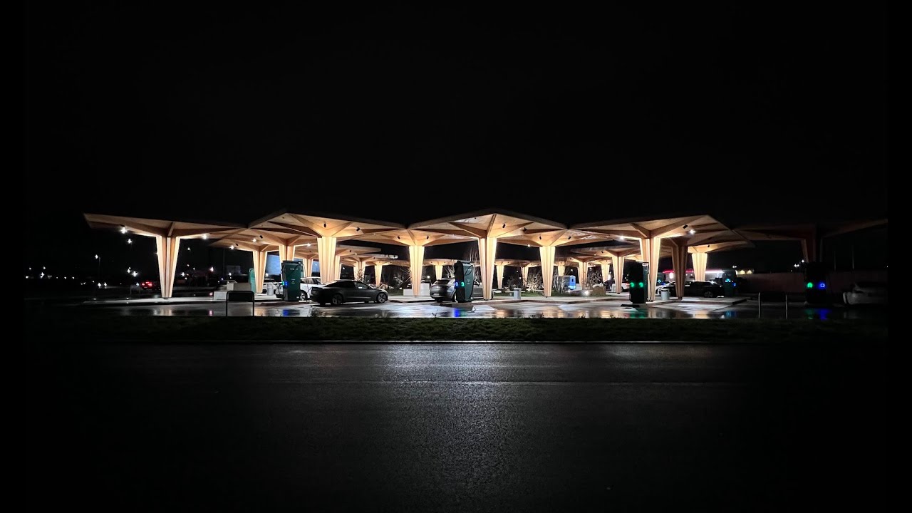Visiting Denmark's Biggest Fast Charging station nearby Odense 26x300 ...