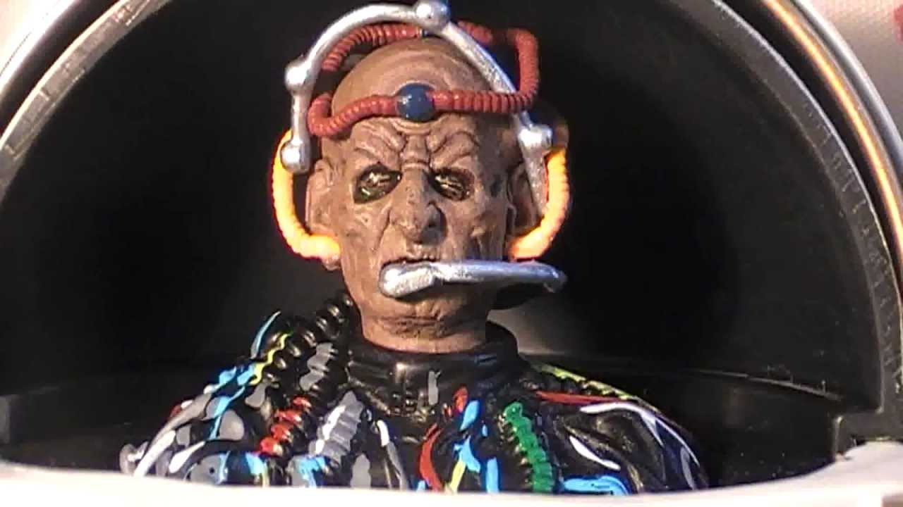 Doctor Who - Emperor Davros and Destroyed Dalek - Figure Review - YouTube