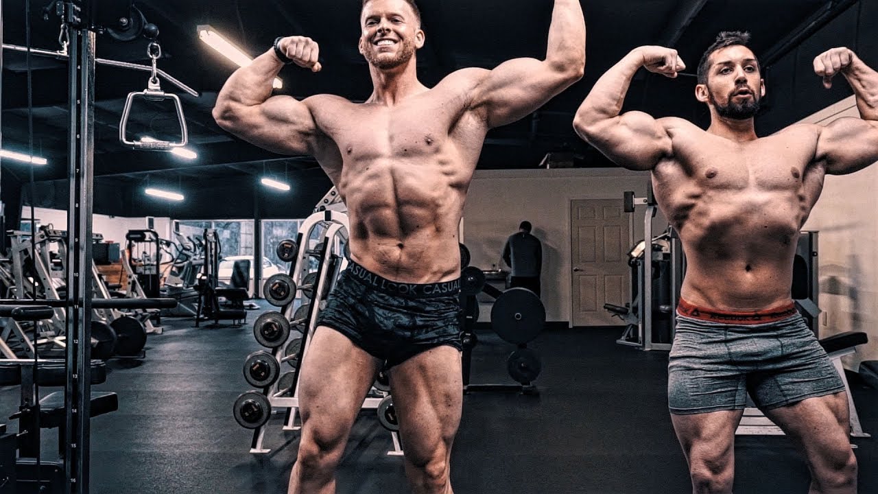 SO SHREDDED BRO! Bodybuilding Posing with the Bros - YouTube