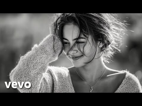 Lynoria & A Sultan - Love Yourself (Original Mix)