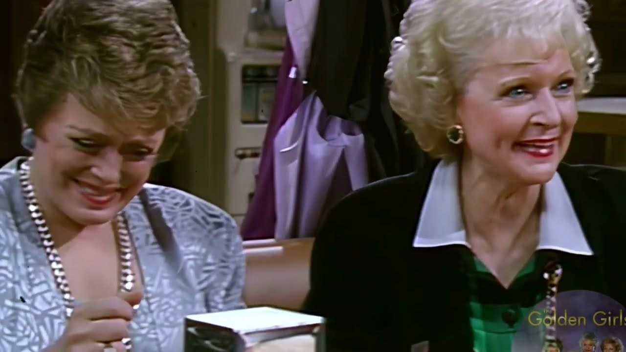 6 Weird Christmas TV Episodes Everyone Forgot - YouTube