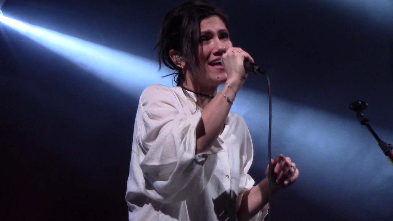 Elisa Toffoli "Anche fragile" Raduno EFC Fabrique Milano 2018 - YouTube