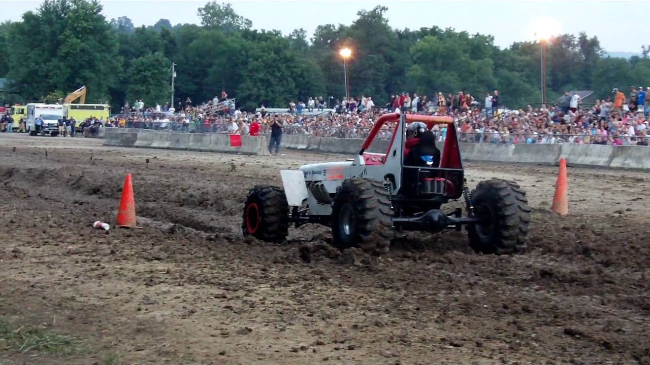 MINERAL COUNTY FAIR MUD BOG - YouTube