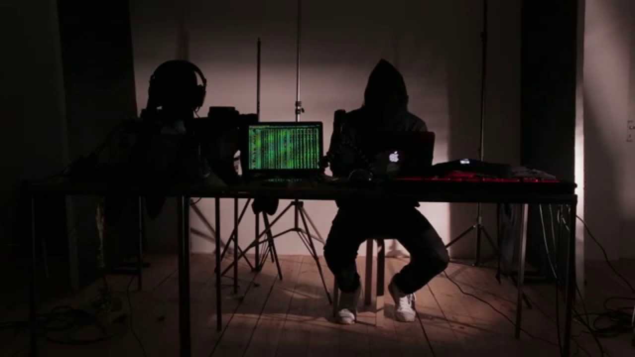 PC Music - Dead Or Alive Stream - Halloween 2014 - YouTube