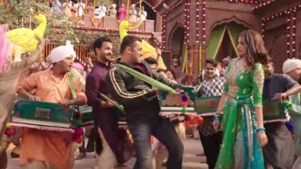 Sultan Movie Song Baby Ko Base Pasand Hai Salman Khan & Anushka Sharma ...