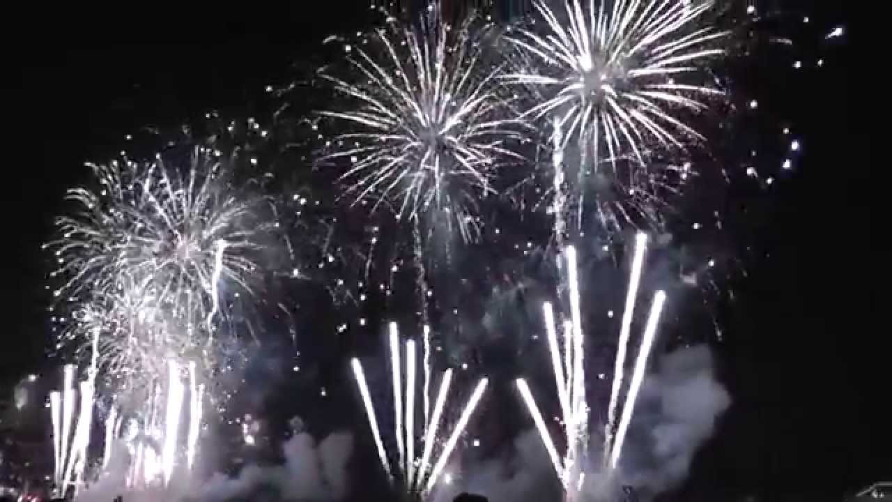 New Year's Eve in Madeira Funchal 2014/2015-Fireworks Show - YouTube