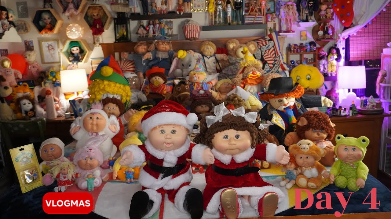 My entire cabbage patch kid collection & 2 New Christmas kids from babyland general ~Vlogmas Day ...