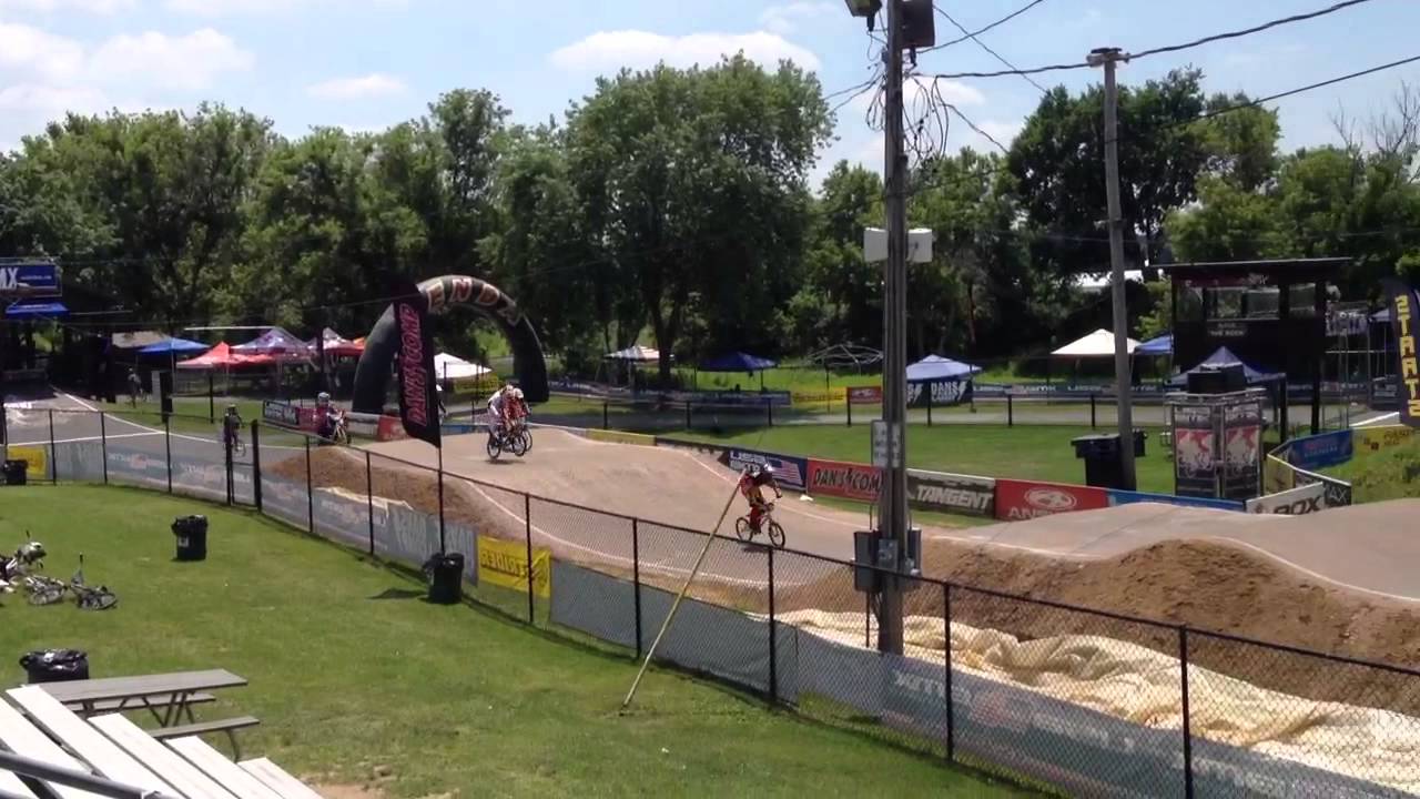 Tyler Whitfield Nose Manual Rockford Line - YouTube