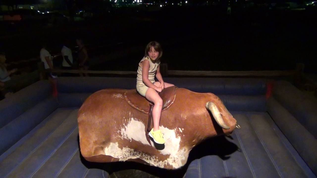 Kids and Zach on Mechanical Bull - YouTube