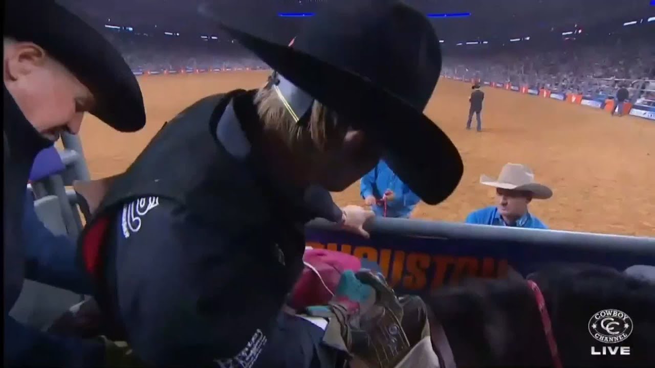 Leighton Berry | 2023 Rodeo Houston Shootout - YouTube