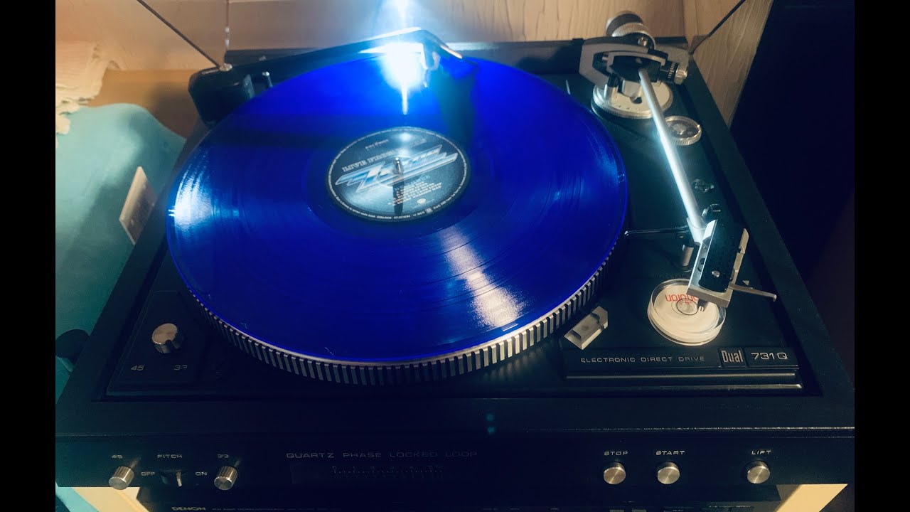Dual CS 731 Q Turntable Ortofon Stylus 20 & Blue Vinyl - YouTube