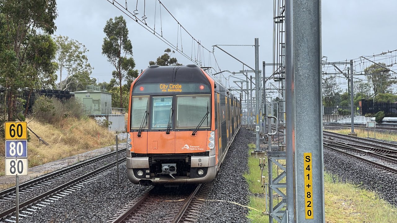 Sydney Trains: B12 departing Glenfield - YouTube