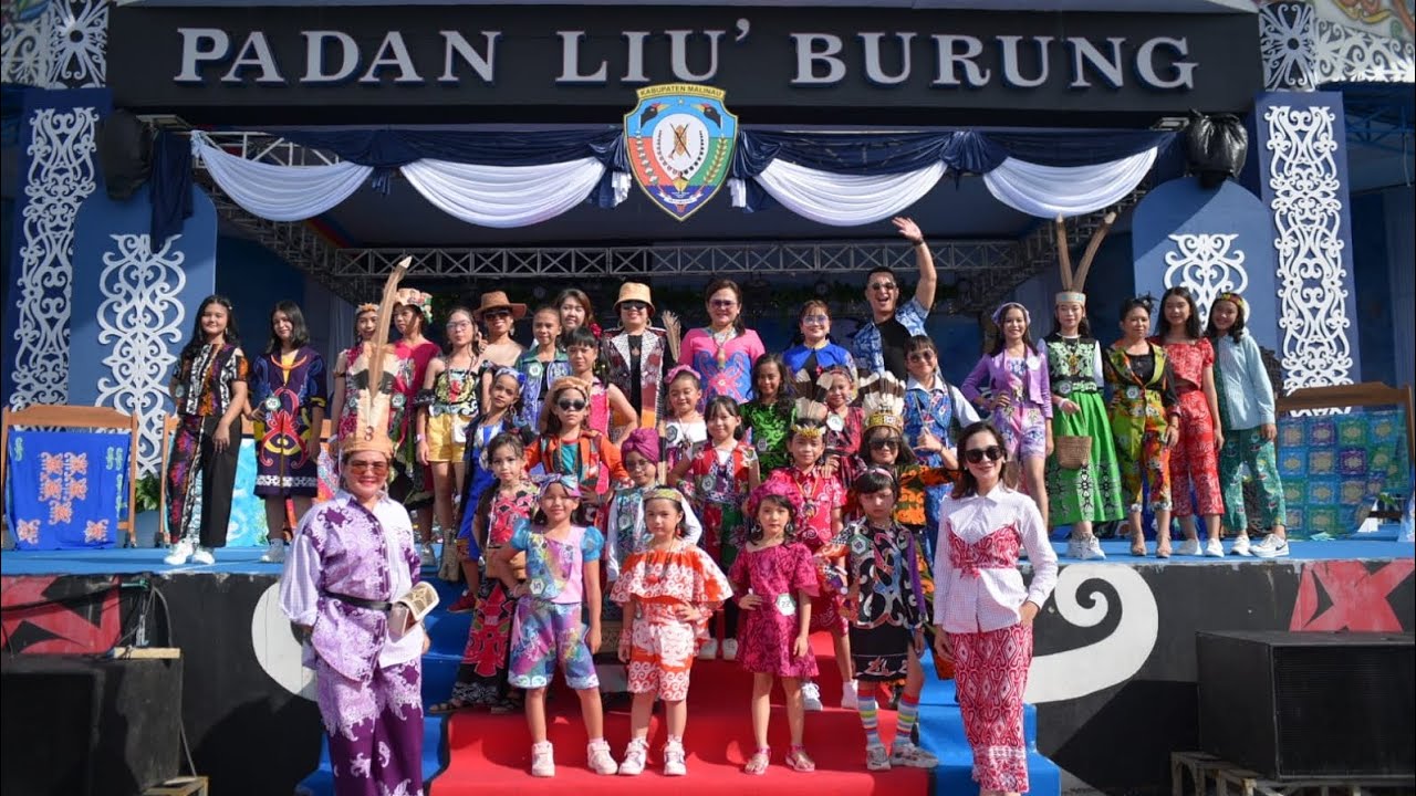 BATIK MALINAU FESTIVAL 2022 - YouTube