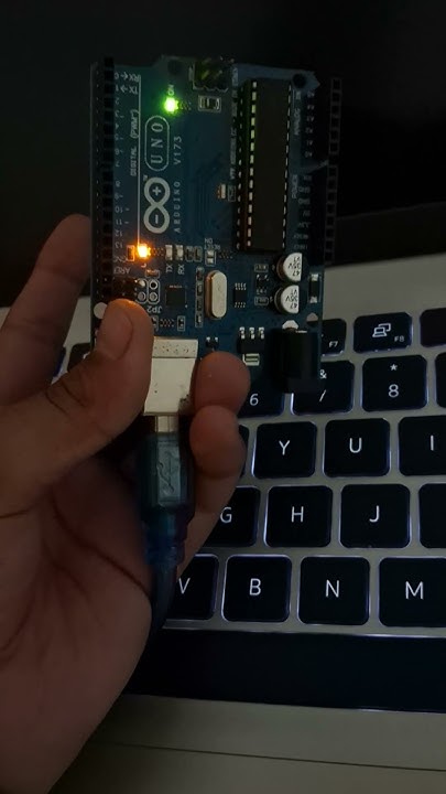 How does arduino uno lights blinks using your finger - YouTube