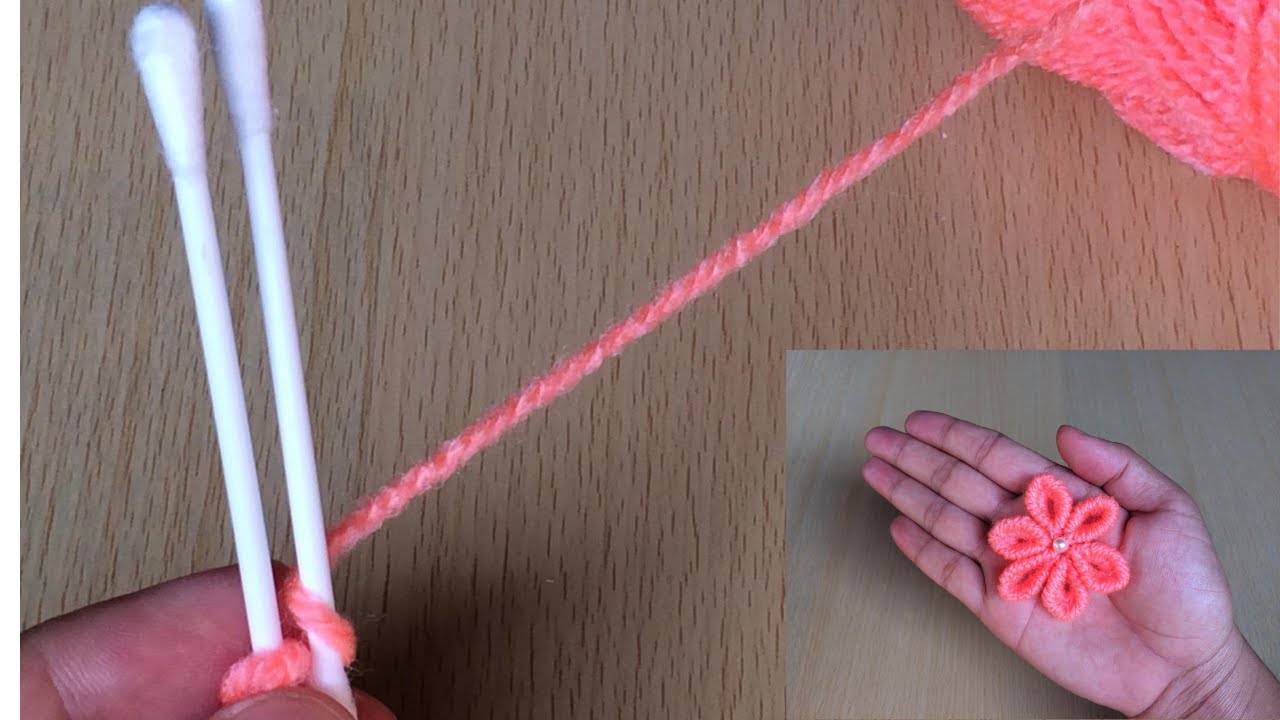 Amazing Woolen Flower Idea Using Cotton Buds/ Flower Craft/ Yarn Flower ...