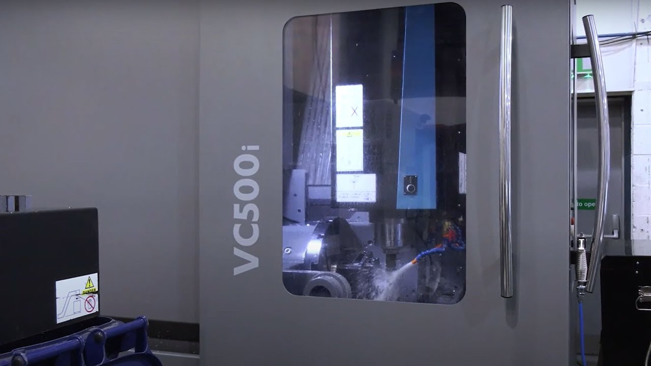 Watch that HURCO VC500i move at Wellington Engineering - YouTube