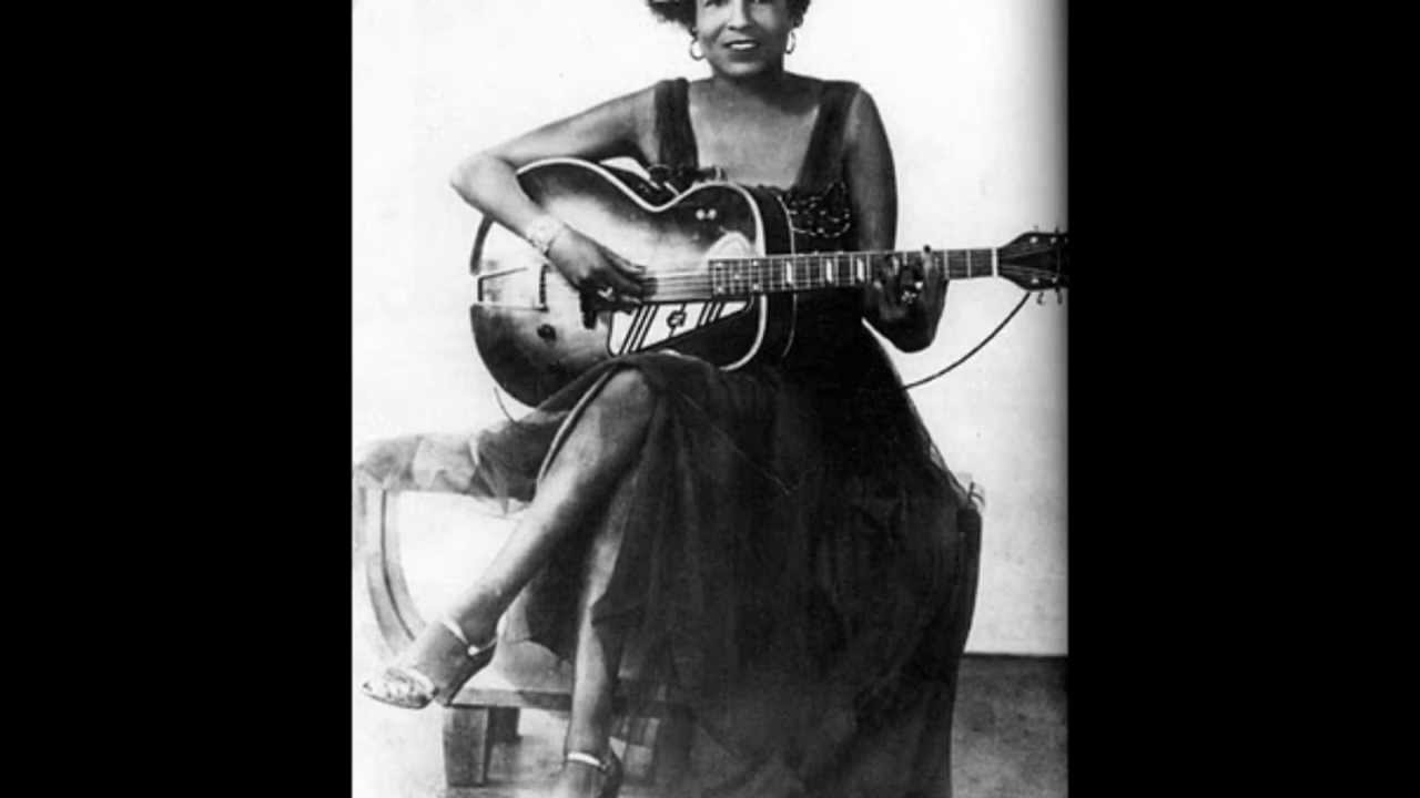 Memphis Minnie & Kansas Joe McCoy -I Never Told a Lie - YouTube