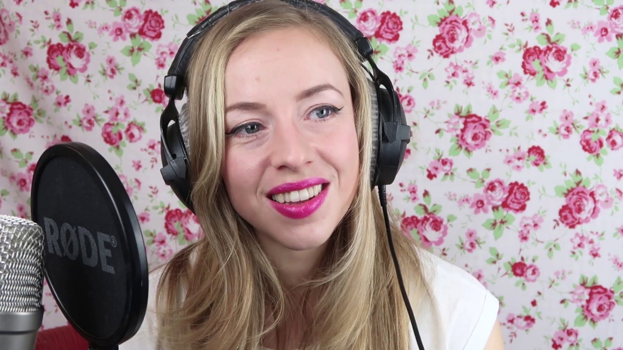 Miss Allie - Half the World Away - Aurora (COVER) - YouTube