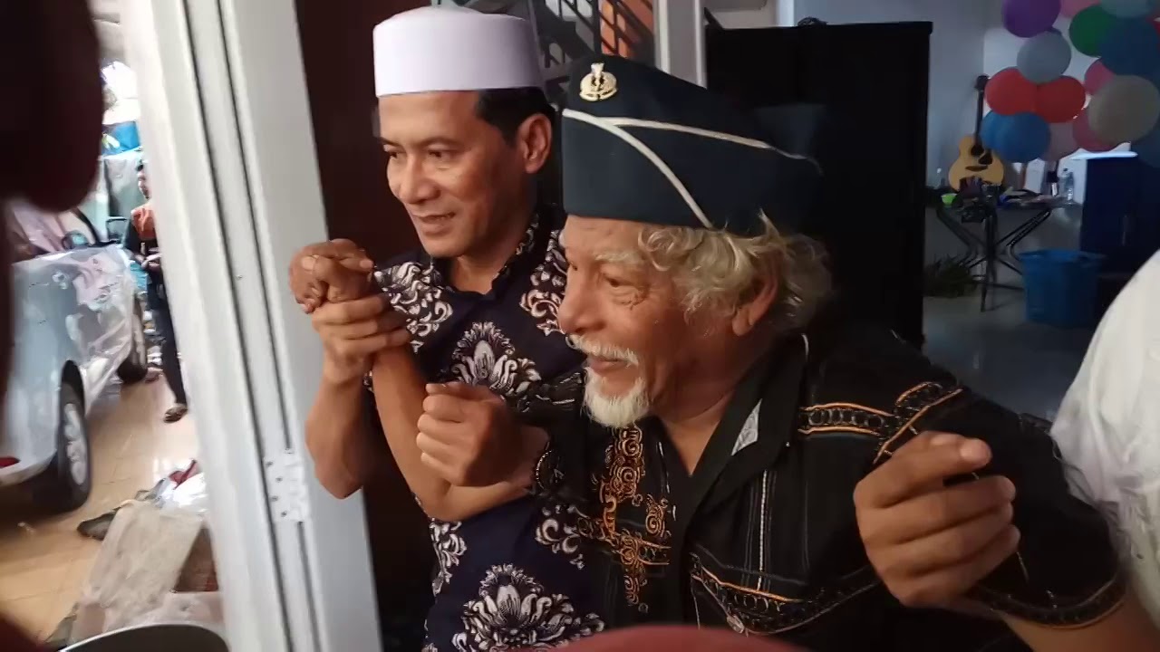 Keakraban Musthafa Bakri bersama Wan Sehan (Habib Syekhan bin Musthafa ...