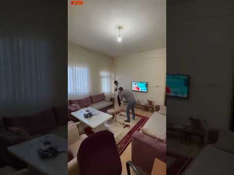 Alişen Kumar Borcu Yüzünden  Evi Sattı....