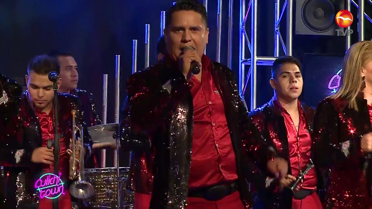 CULICHI TOWN CON BANDA CULIACANCITO - YouTube