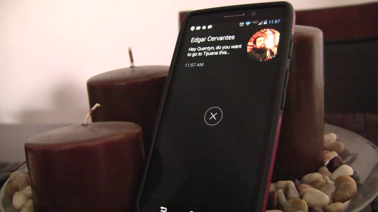 Motorola Touchless Controls update: "What's Up?" - YouTube