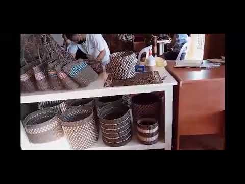 Fiber Weaving in Pandan, Antique - YouTube