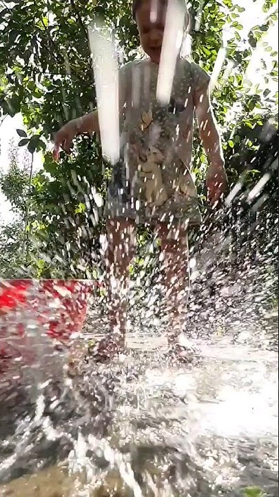Водяные бомбочки/water bombs #shorts #мадинауджуху - YouTube