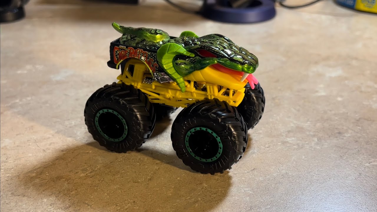 Hot Wheels Monster Trucks 2022 Cage Rattler Review - YouTube