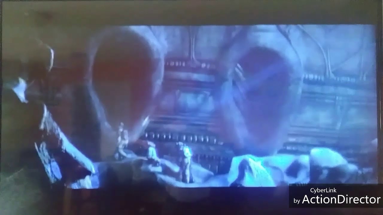 Alien: Deleted Scene Into the Derelict - YouTube