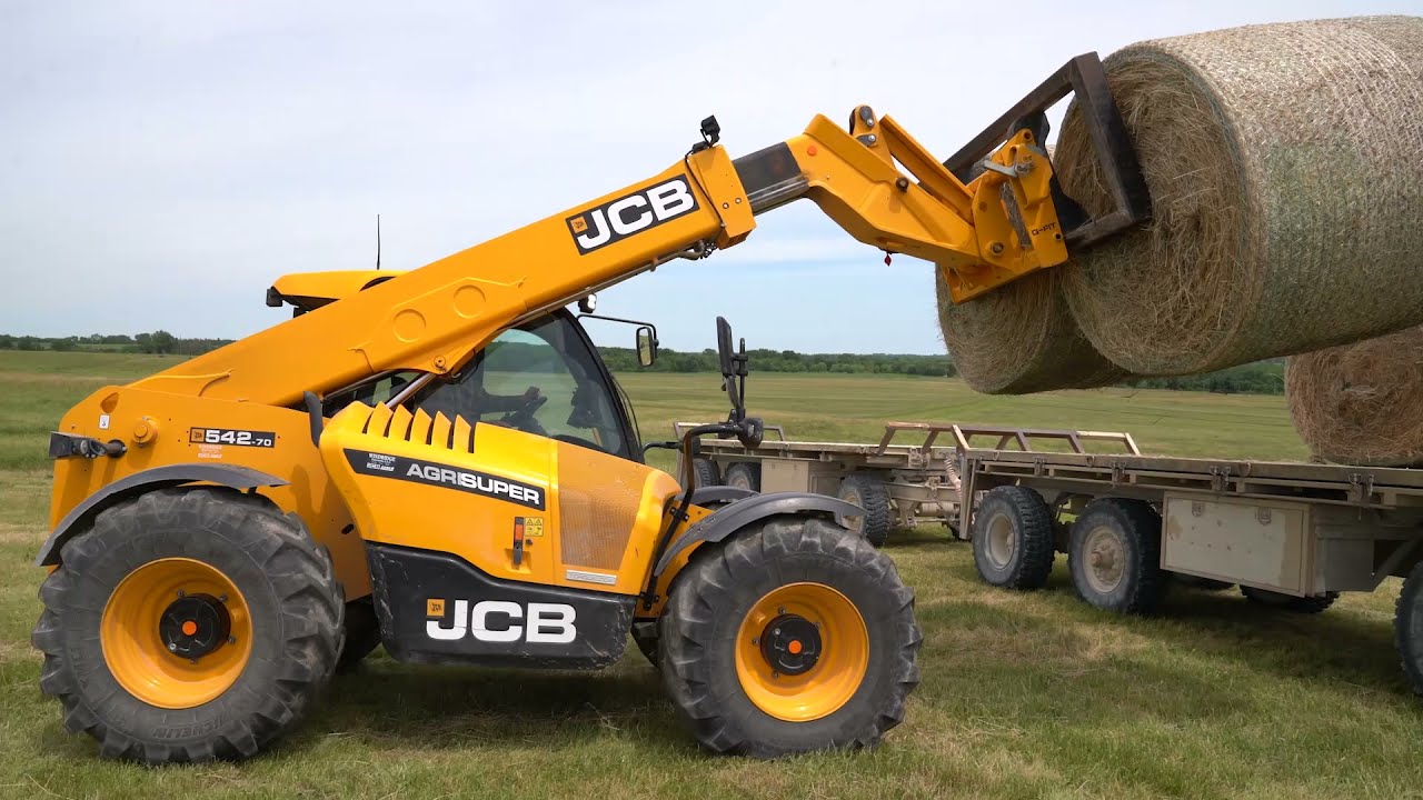 Telehandler Testimonial- McGregor Farms- Nashua, Iowa - YouTube