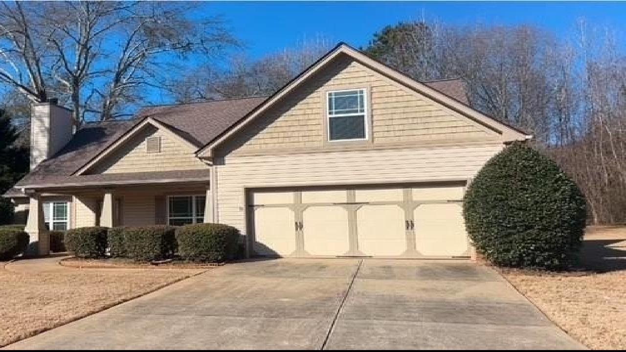 110 Hampton Drive, Jefferson, GA Presented by JoAnne Lunt. - YouTube