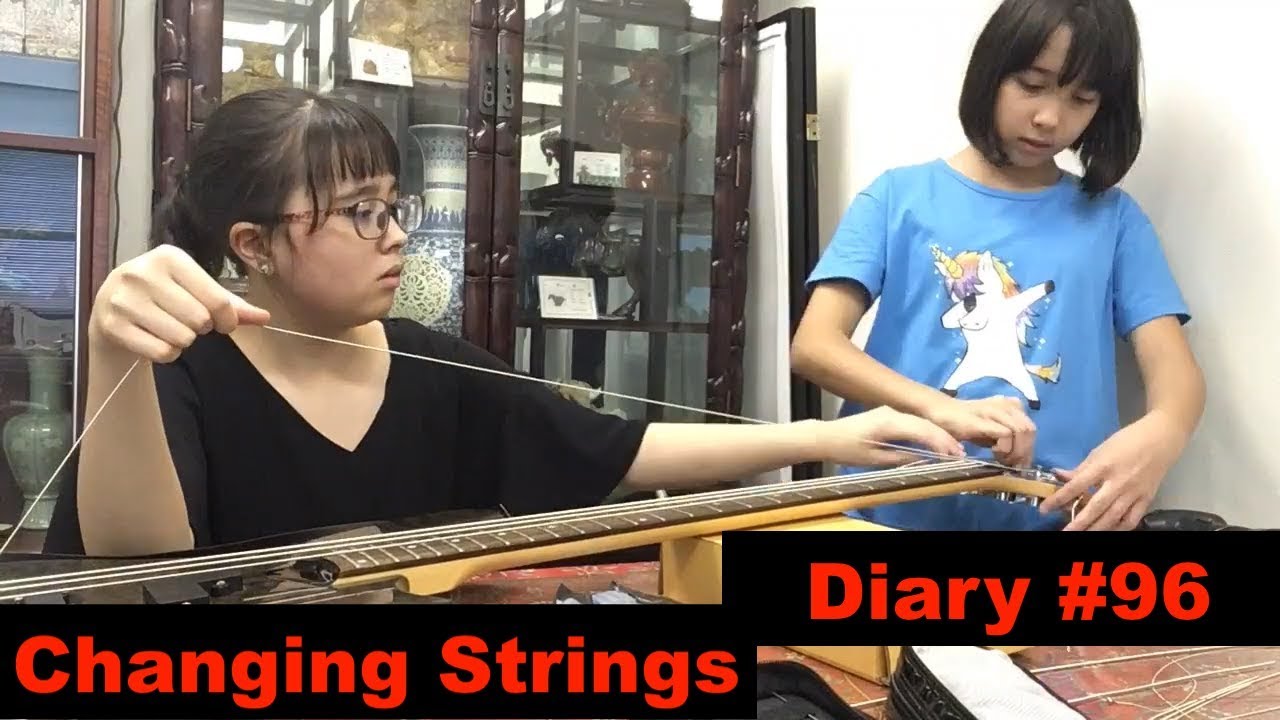 #96 Changing strings on guitar and bass - ギターとベースの弦張替え - YouTube