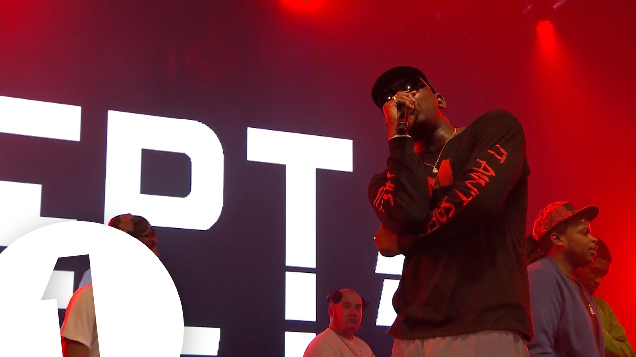 Skepta - Man at Radio 1's Big Weekend 2016 - YouTube